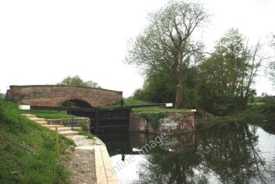 Photo 6x4 Floodgate Near Beeleigh Lock Maldon The lock gates in the ...