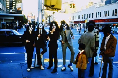 11x17 Kiss Ace Frehley Poster Dressed to Kill NYC Photoshoot Wide Shot ...