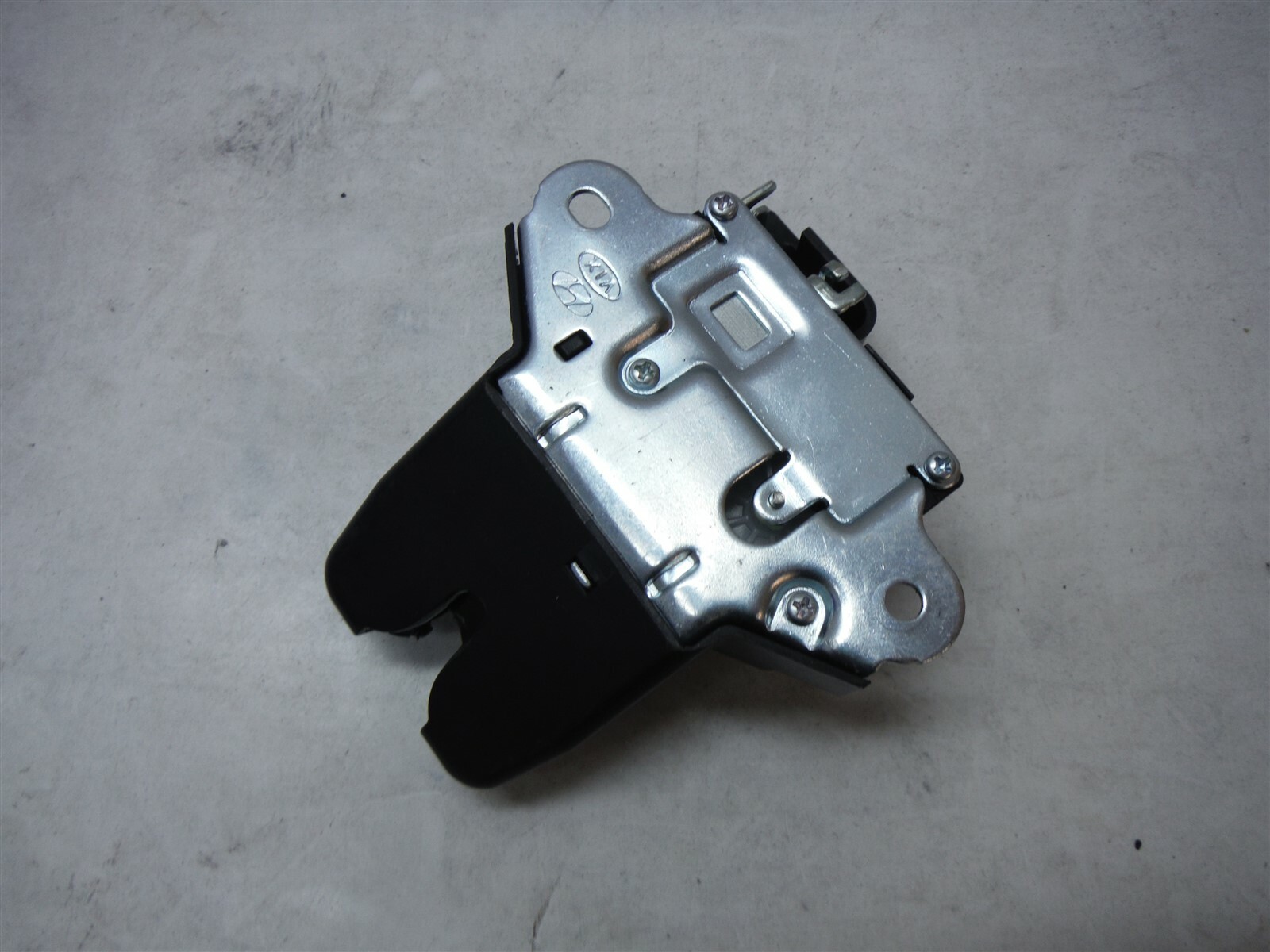 2012-2016 HYUNDAI ELANTRA TRUNK LID DOOR LOCK LATCH ACTUATOR OEM 81230 ...