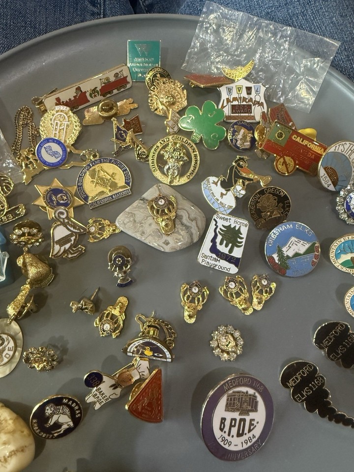 Collection Lot Vintage + Modern Fraternal Organization Pins Jewelry ...
