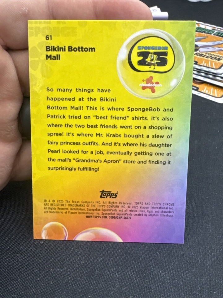 2025 Topps Chrome SpongeBob #61 Bikini Bottom Mall Wave Refractor #/175 ...