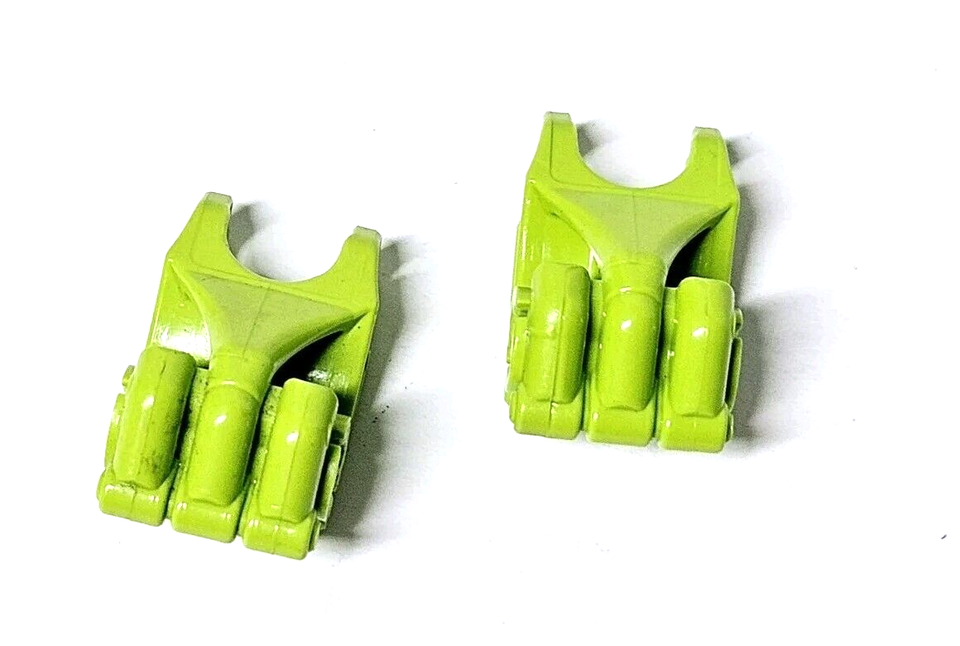 Lego Bionicle Fist with Axle Hole 3 Fingers Lime Green QTY 2 Part 64251 ...