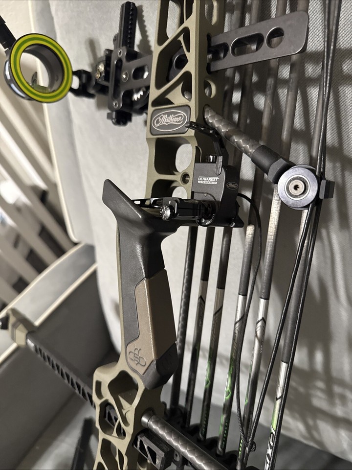 Mathews Phase 4 33 RH | eBay