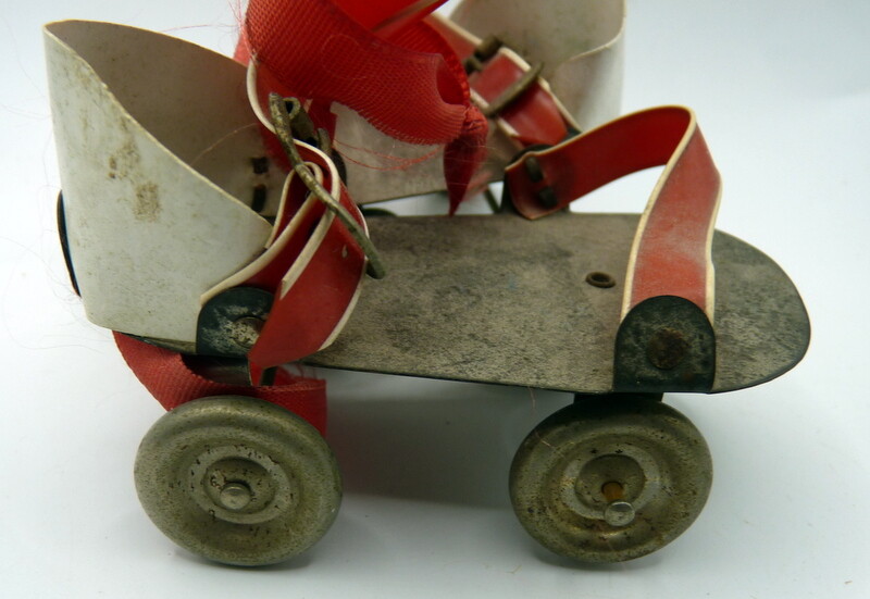 Vintage 1930s German DOLL ROLLER SKATES Metal Dolls Foot 3.5" | eBay