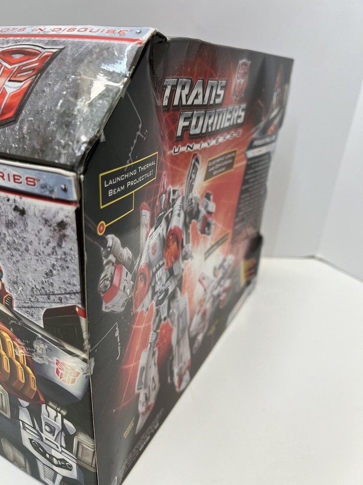 Hasbro Transformers Universe Ultra Class Powerglide Action Figure 2008 ...