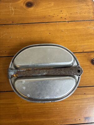 US Military Mess Kit World War II Surplus LEYSE 1943 No Utensils - Some ...