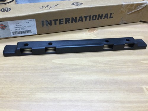 Genuine International Navistar Support Bracket 3823012C1 | eBay