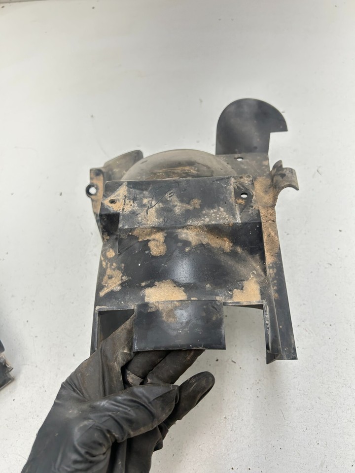 97 1997 Suzuki DR650SE Dr 650 OEM Rear Back Fender Inner Plastic Mud ...