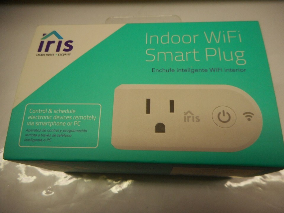 IRIS White Indoor WiFi Smart Plug 120 volt Power Socket Outlet LW100118 ...