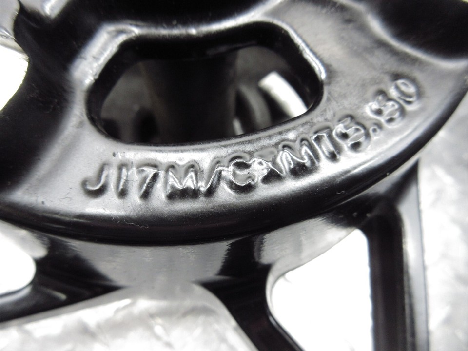 2017 17-19 Kawasaki ZR900 Z900 Rear Back Wheel Rim Wobble 17x5.5 OEM | eBay