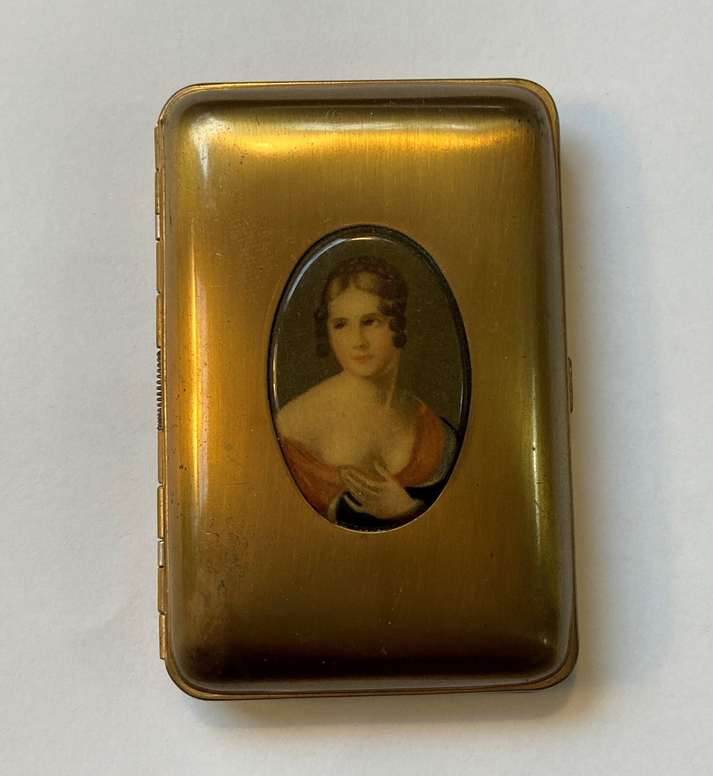 Antique Makeup Compact Case | Saubhaya Makeup