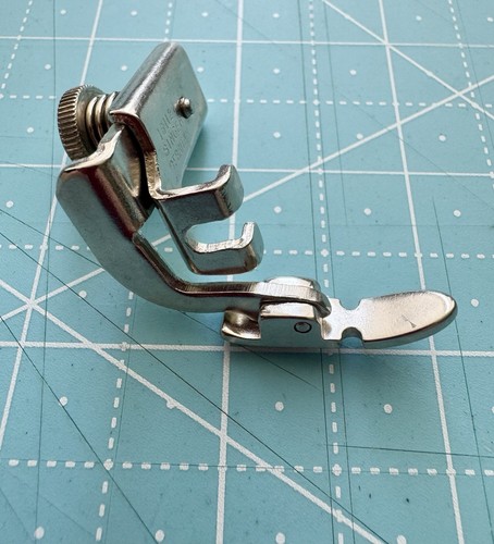 Singer 161127 Adjustable Zipper Cording Foot Sewing Part Featherweight ...