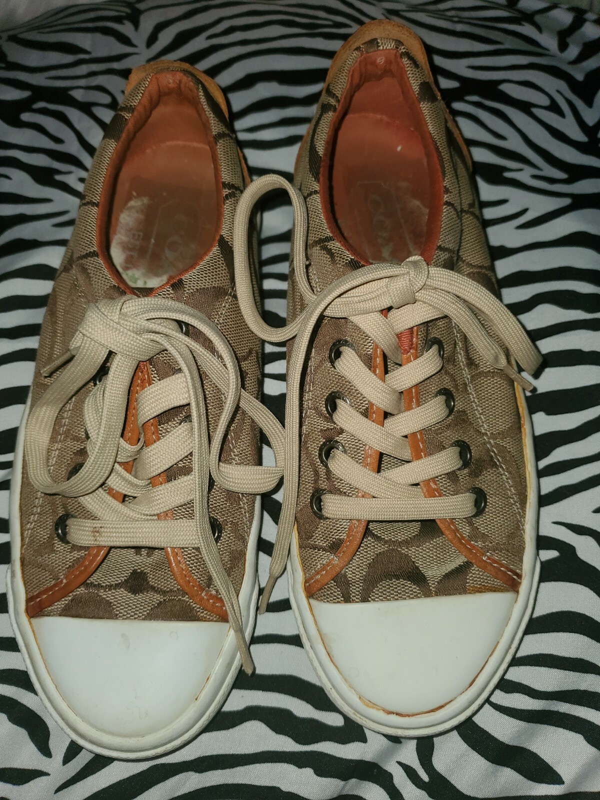 COACH LOGO DESIGNER TENNIS SHOES GIRLS/LADIES SIZE 3 … - Gem