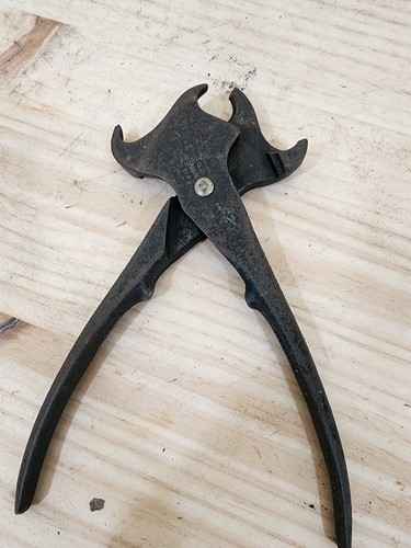 ANTIQUE FARMERS DOUBLE ENDED PIG RINGING PLIERS Pat 1890 Hog Farm Tool ...