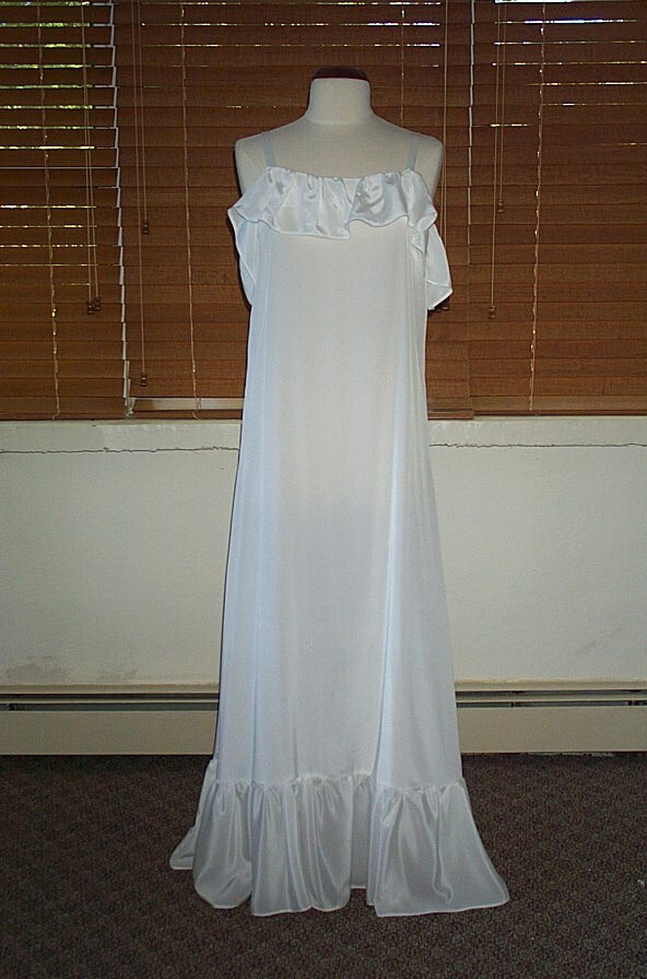 Silk nightgown, Floor Length, Flounce Bottom and Top, Ribbon, Size 8 ...