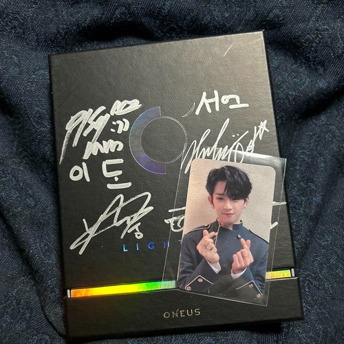 ONEUS LIGHT US Valkyrie Mini Album CD Members Autograph Trading Photo ...