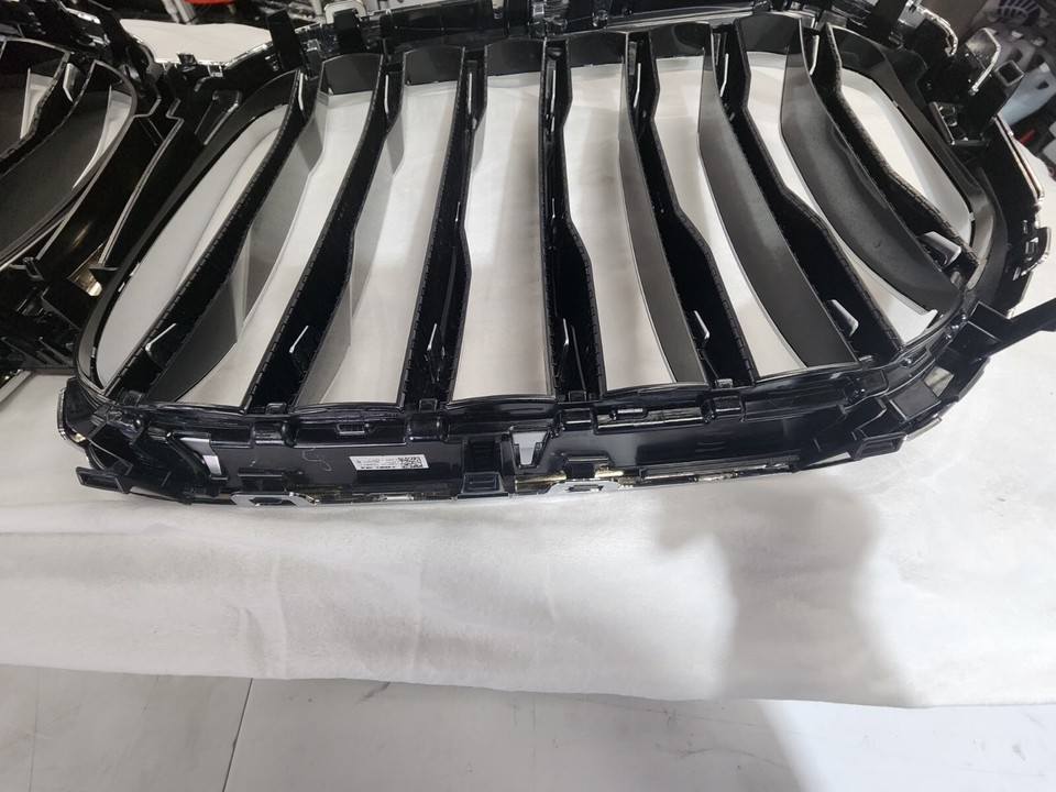 BMW X5 GRILLE SHUTTER 2019 2020 2021 GRAY OEM | eBay