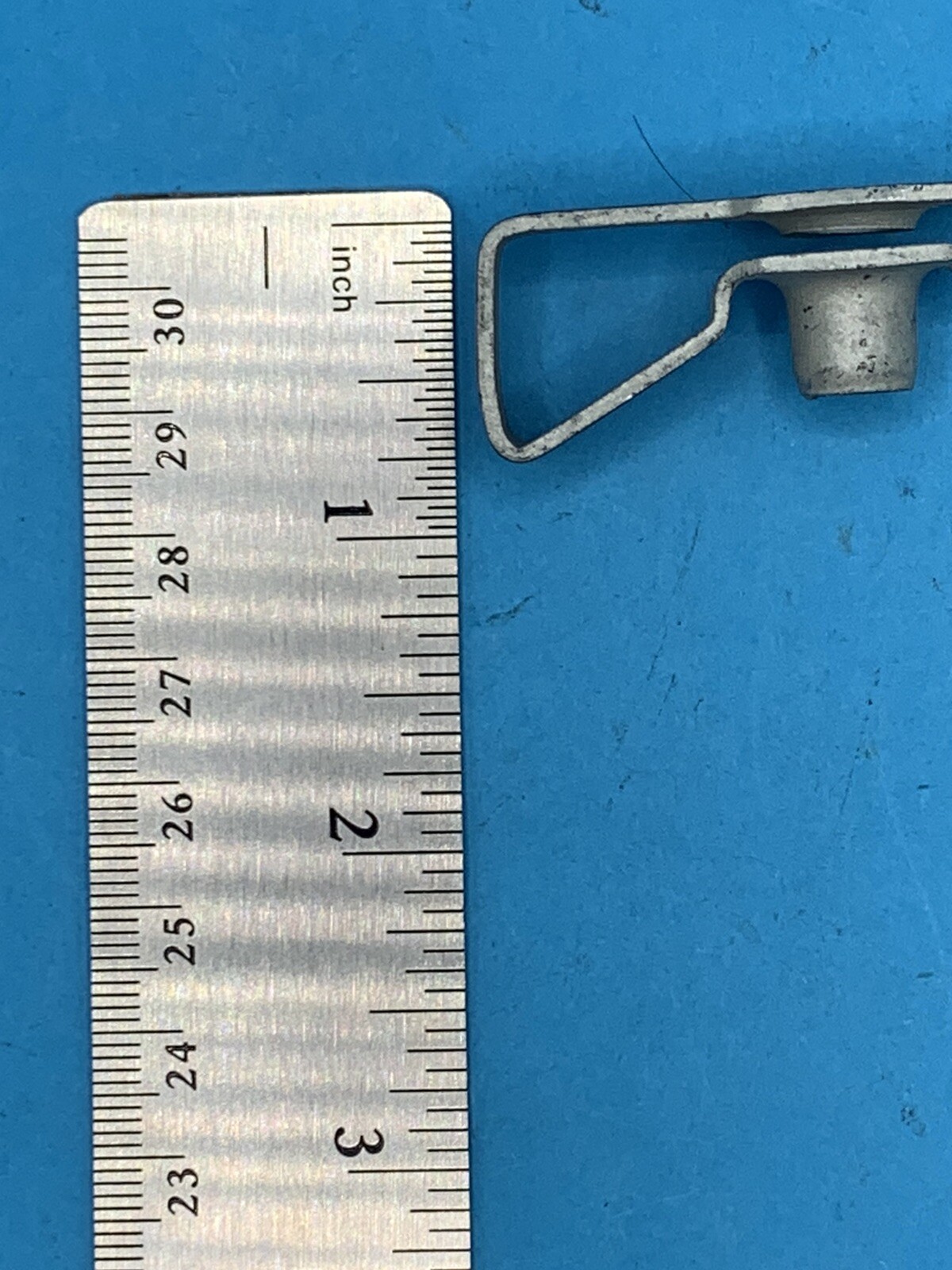 (QTY 2) Extruded U-Nuts Fender Clips for GMC Chevy Silverado 8-1.25mm ...