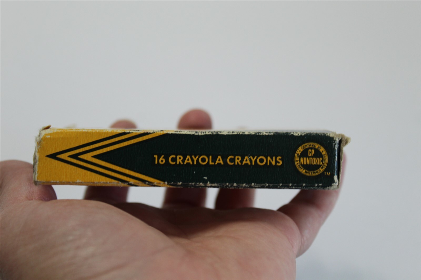 Vintage Retro Crayola 16 Pack Of Crayons Different Brilliant Colors Box ...