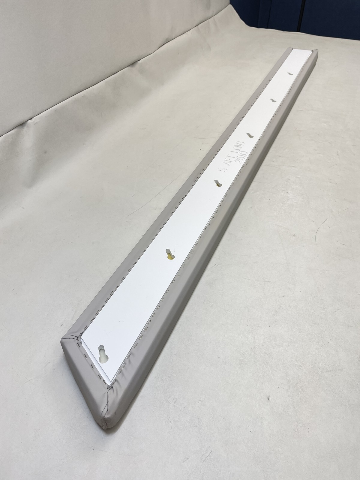 RANGER 2510 BAY SERIES GREY AFT STBD COAMING PAD CUSHION 730926.6 BOAT ...