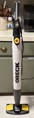 Oreck Steam Mop Model Steam100LRH W/Bonnets - 120v/11.7A - Excellent ...