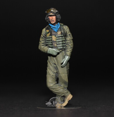 (Pre-Order) US Tank Crew in Iraq, Gulf War 1991 1:35 Pro Built Model #2 ...