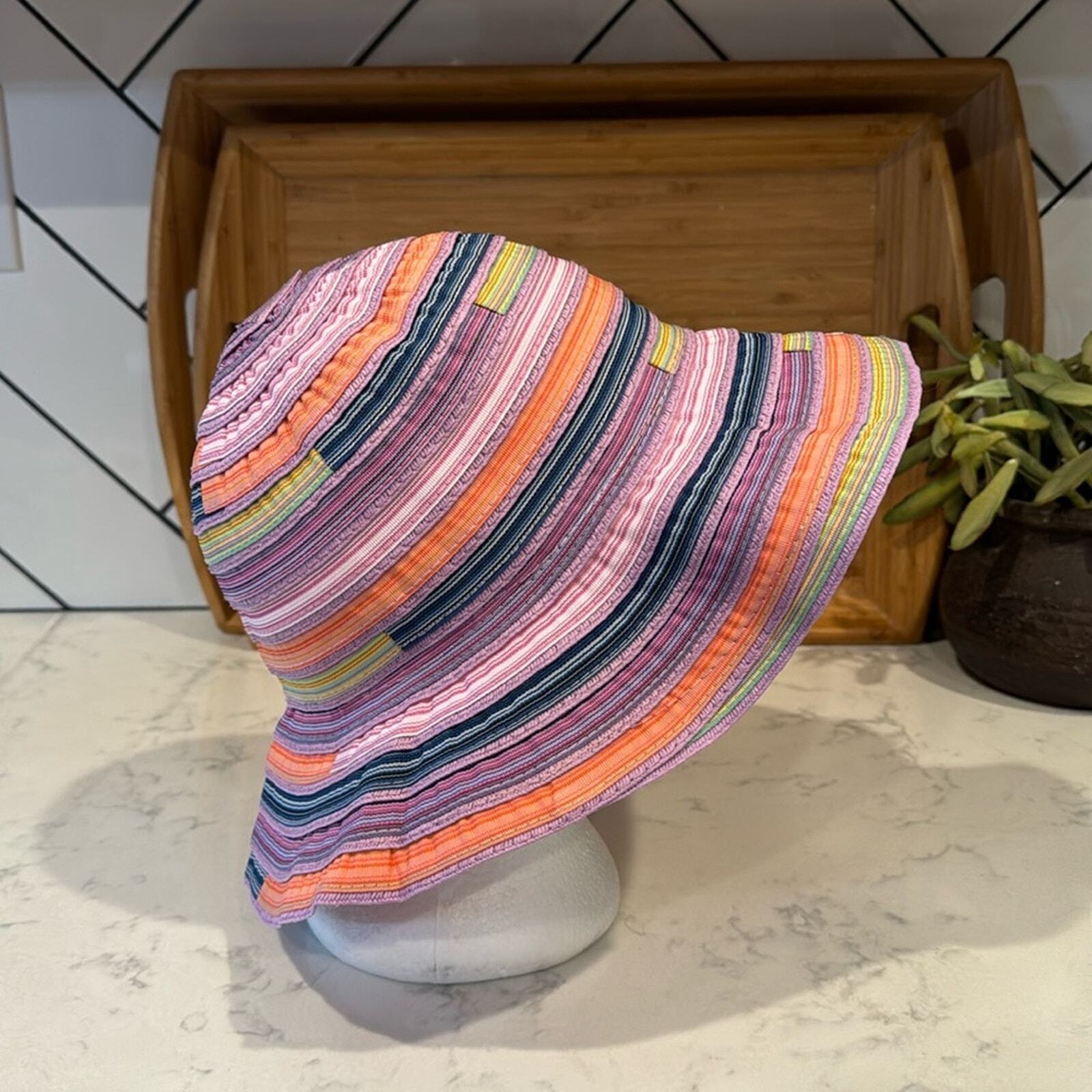 Emery Rose Rainbow colored bucket hat breathable with… - Gem