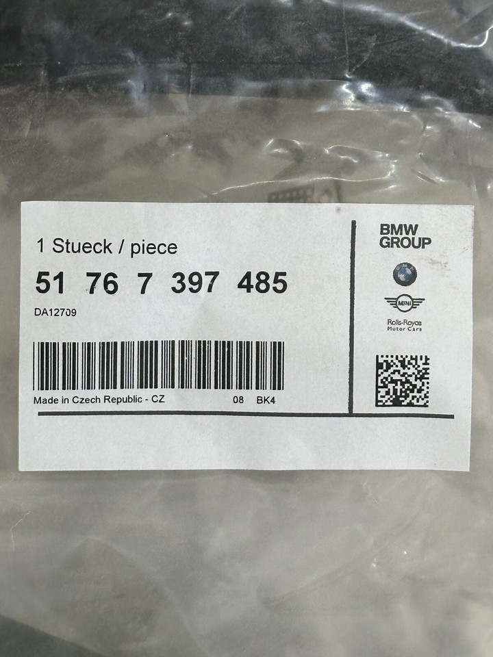 OEM 2018-2023 BMW X3 G01 HOOD BONNET FORWARD WEATHERSTRIP SEAL ...