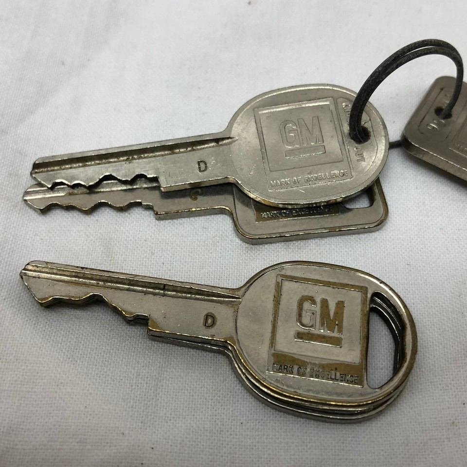 7 Vintage Keys GM Car | eBay