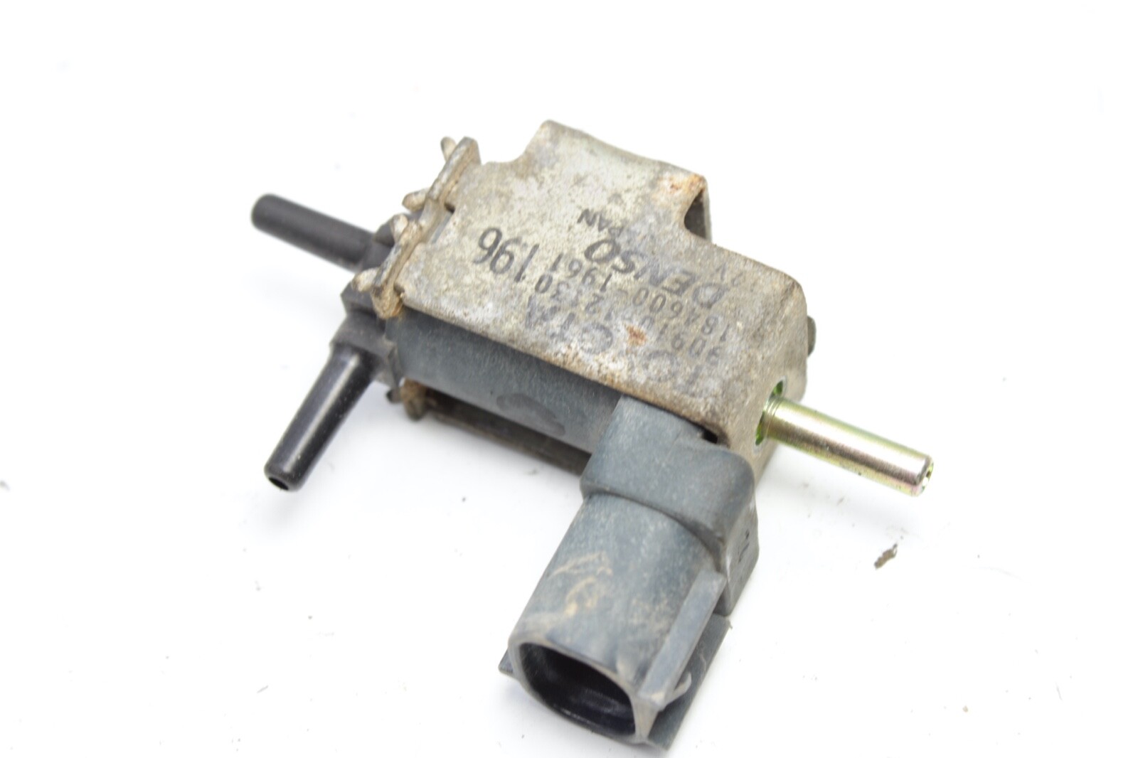 TOYOTA VACUUM SWITCH VALVE 90910-12130 oem | eBay