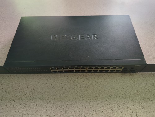 NETGEAR 24 Port Rack Mount Smart Switch | eBay