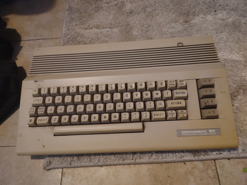 Commodore 64 Computer(s) - 15 Computers - For parts/untested | eBay