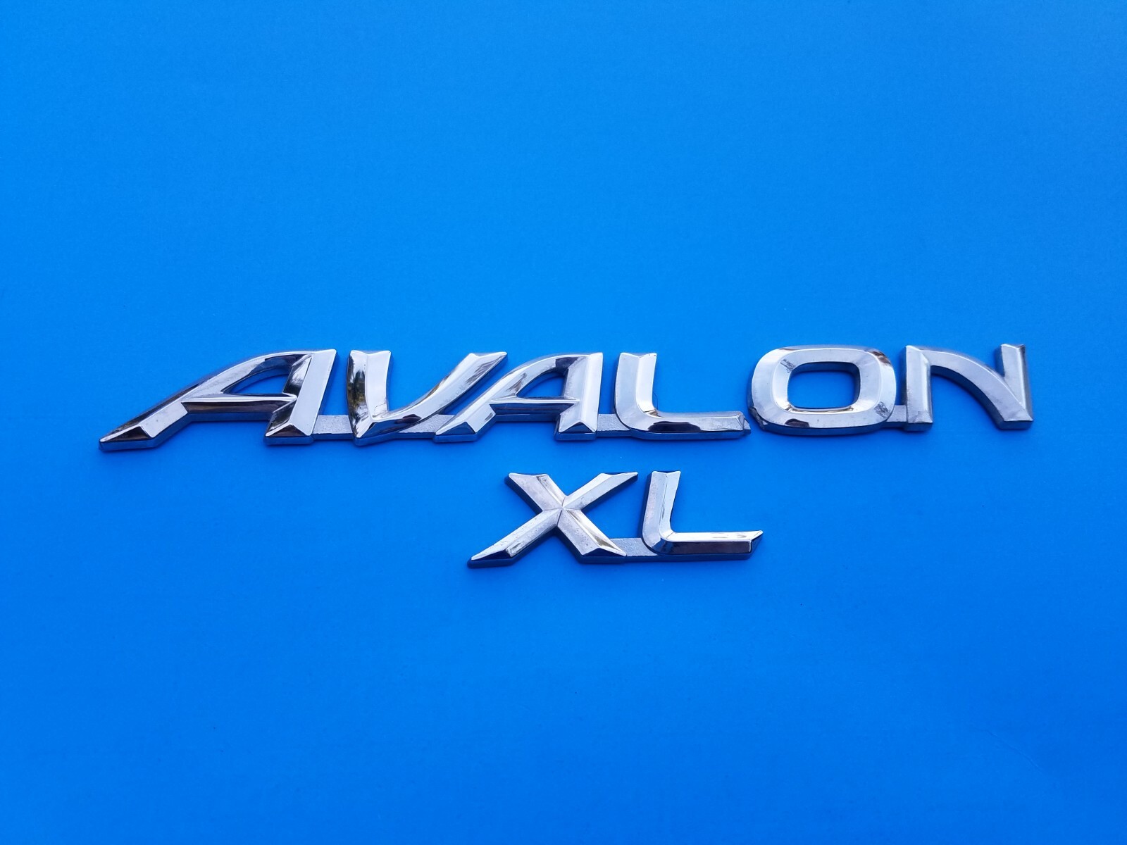 00 01 02 03 04 TOYOTA AVALON XL REAR CHROME EMBLEM BADGE SET USED OEM ...