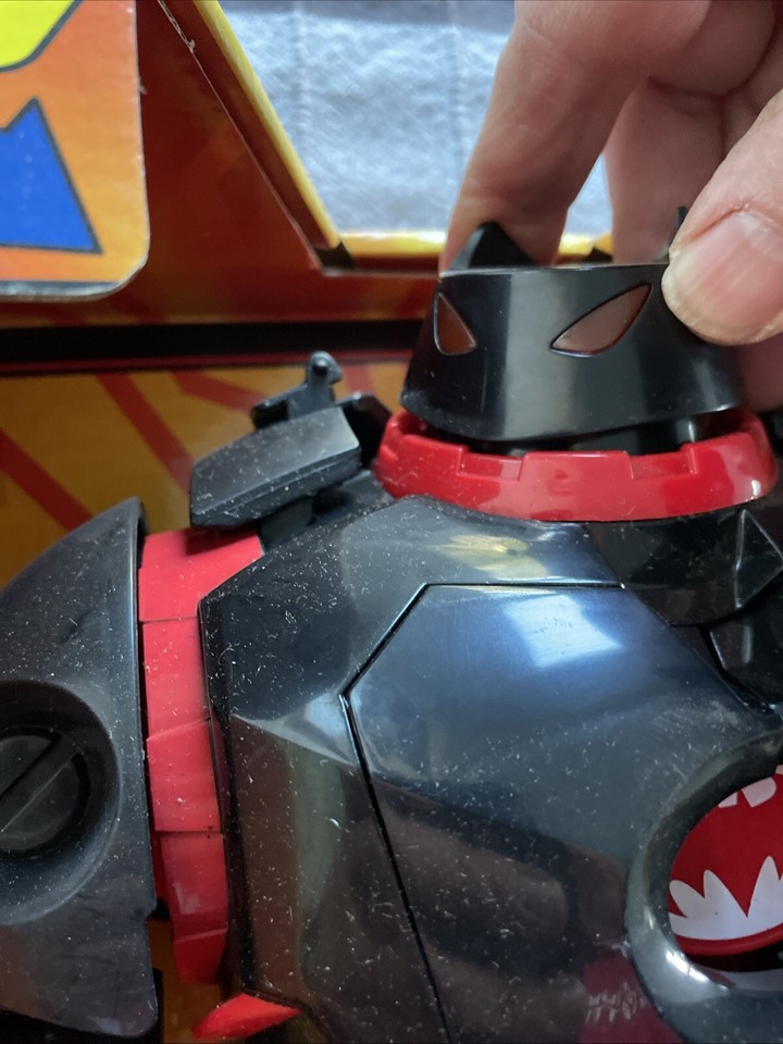 DC Batman Brave & The Bold 12" Proto Bat-Bot Electronic Lights Sounds ...