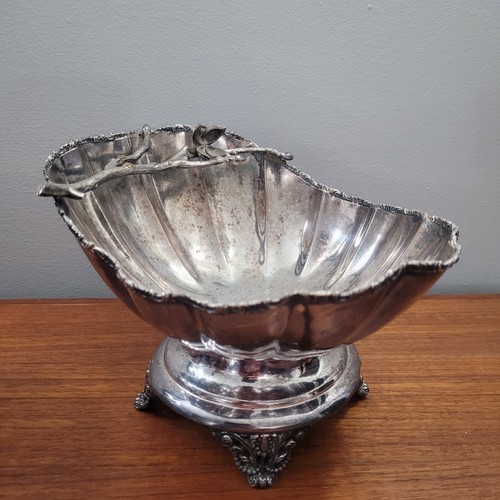 ANTIQUE CENTER PIECE BOWL SILVER KNICKERBOCKER Silverplate? K.S.Co 355 ...