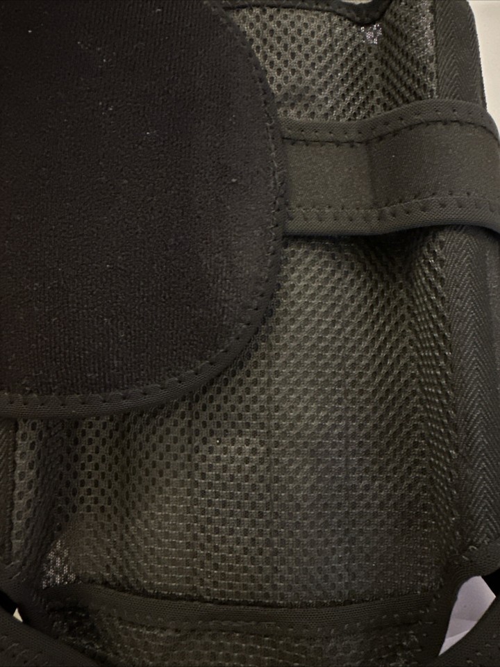 Fit Geno Back Brace Posture Corrector for Women and Men, Small , Black ...