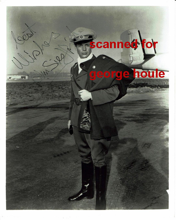 JOHN SIEGFRIED - PHOTOGRAPH - SIGNED - UNIFORM - COMBAT -TRADER HORN | eBay
