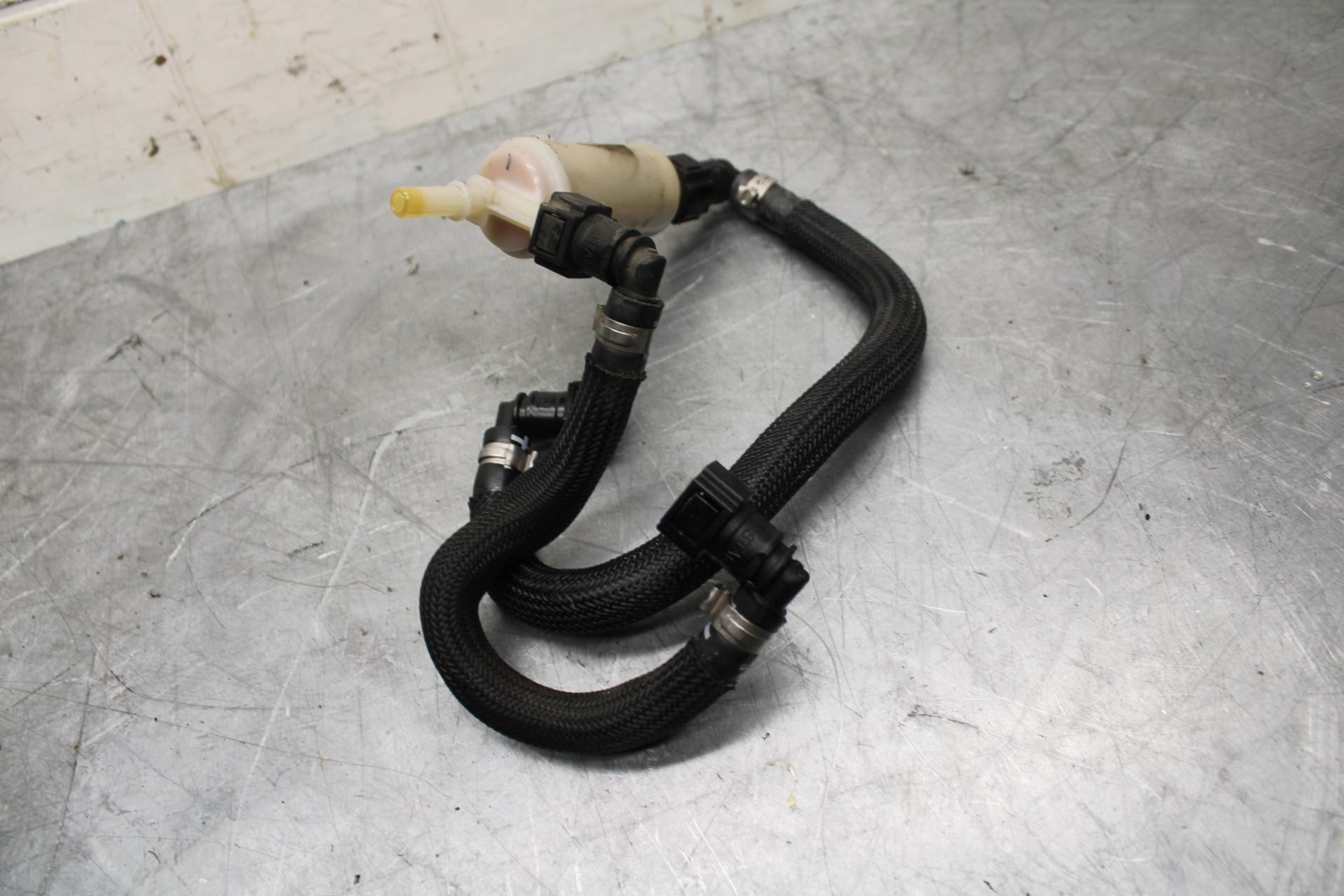 21 HUSQVARNA VITPILEN 401 FUEL HOSE GAS LINE TUBE PIPE BB467 | eBay