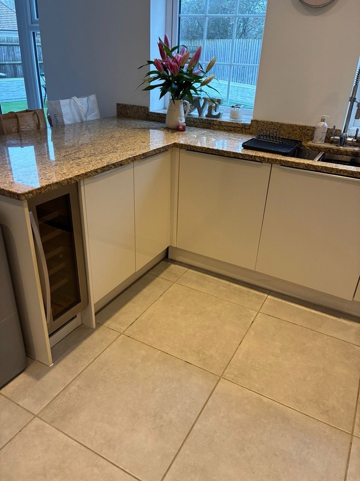 Symphony Cream gloss Kitchen with granite Worktops. Used but Good ...