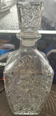 Studio Crystal Glass Decanter with Stopper – Starburst Pattern – 10 ...