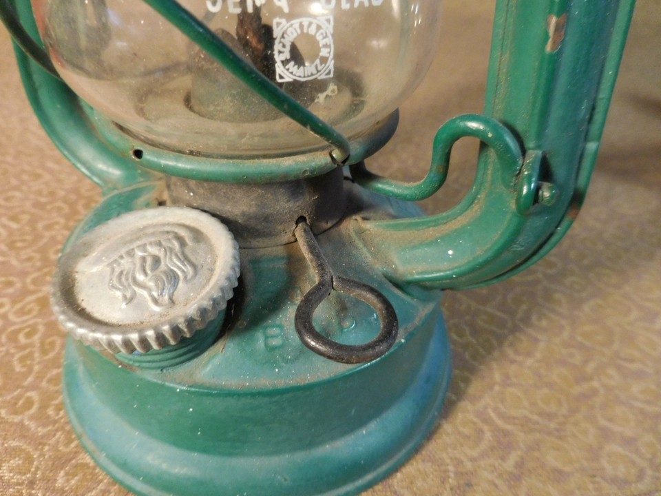 Vintage Feuer Hand 175 Sturmfest Super Baby Lantern w Original Globe W ...
