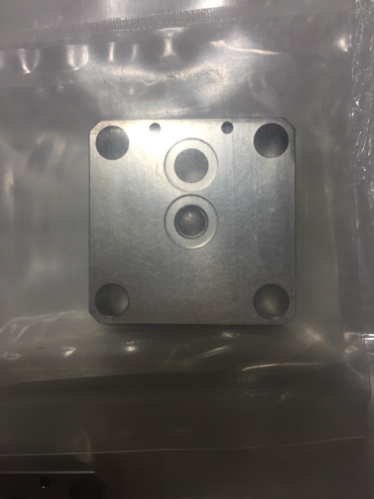 Mott High Purity IGS Porous Metal Flow Restrictors for Surface Mount C ...