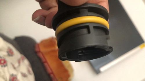 Genuine Ford Oil Filler Cap 2022972 for sale online | eBay