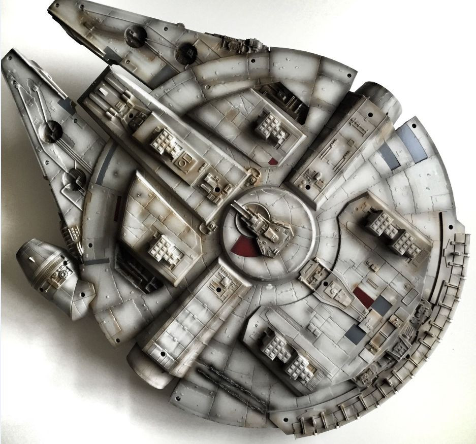 1 STAR WARS Millennium Falcon Legacy look Prop Wonderful looking large ...