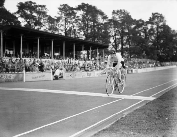 Cyclist Reg Harris Of Great Britain Wins 1948 OLD PHOTO | eBay