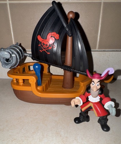 2011 Mattel Disney Jake & The Never Land Pirates - Hook's Battle Boat 1 ...