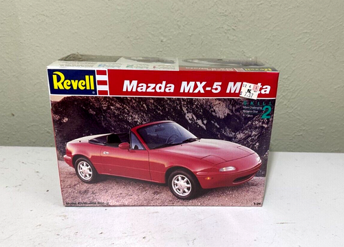 1993 REVELL MONOGRAM RED MAZDA MX-5 MIATA MODEL KIT RARE! BRAND NEW AND ...