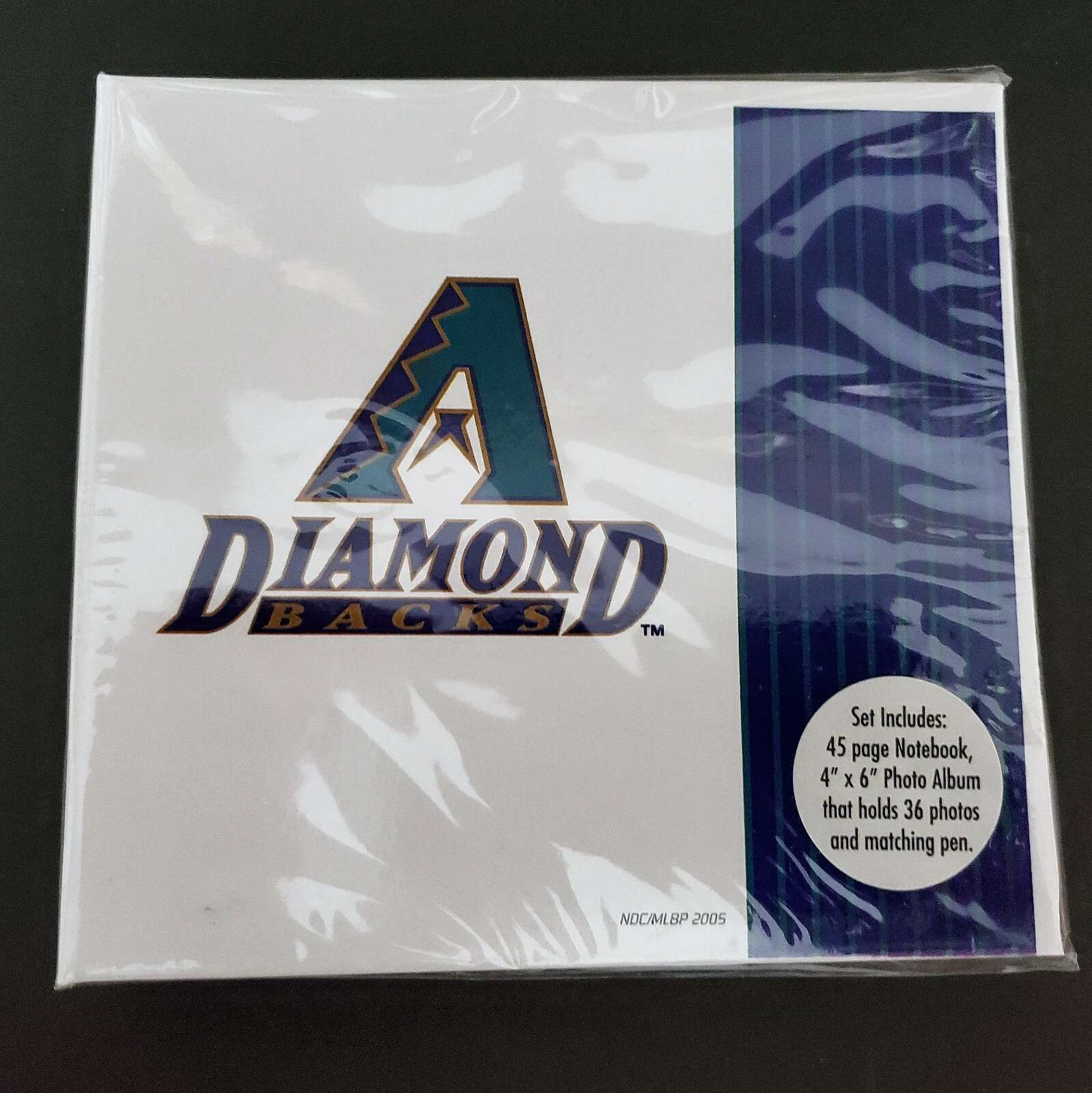 Arizona Diamondbacks 45 Page Notebook, 36 Picture 4x6 Photo Album & Pen ...