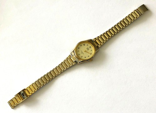 Q&Q V107 WLP Quartz Wrist Ladies Watch 30M Water Resistant Two Tone ...