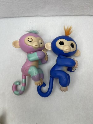 Wowwee 5" Fingerlings Baby Monkey Blue + Pink Wee | eBay